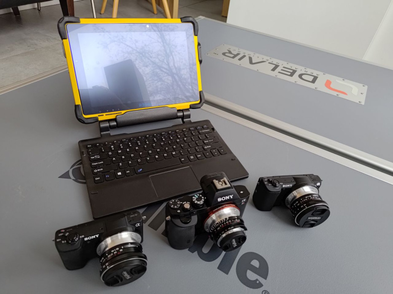 Bezzałogowy samolot fotogrametryczny wraz z aparatem Trimble UX5 oraz ...